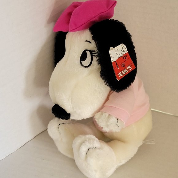 Peanuts | Toys | Cedar Fair Peanuts Belle Plush Dog Black Heart Pink ...